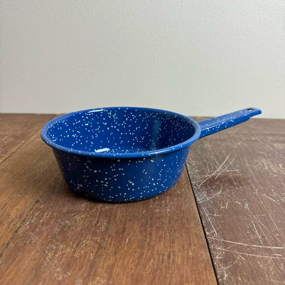 Vintage | Kitchen | Vintage Blue White Speckled Enamel Graniteware ...
